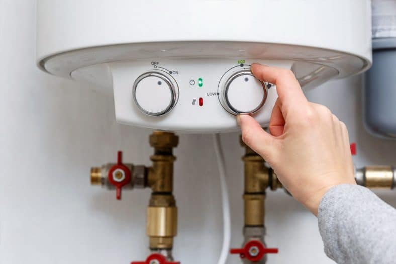 Comment RÉARMER le Thermostat CHAUFFE-EAU Atlantic ? Guide 2024