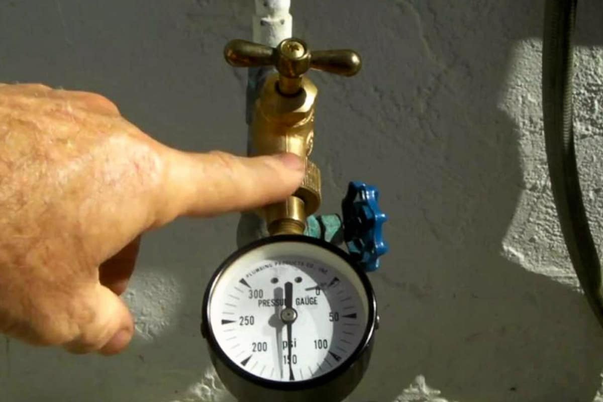 MEILLEUR Manomètre de Pression d'Eau : AVIS, COMPARATIF ET PRIX 2025