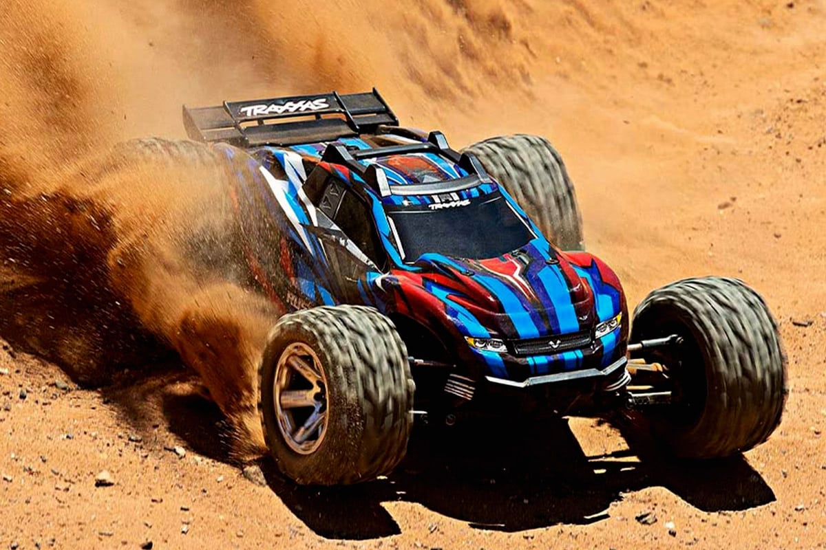 Meilleure VOITURE TÉLÉCOMMANDÉE TOUT TERRAIN ? Avis, Comparatif et Prix 2025